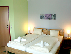 ihr BAD STICH Seerestaurant Seerestaurant und Appartements in ...